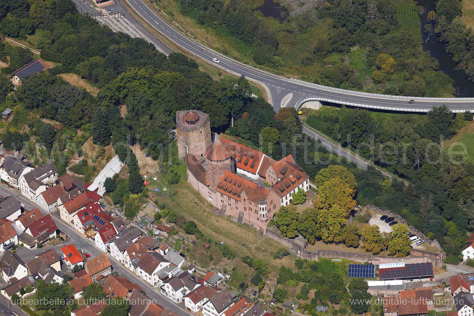 Luftbild - Burg Rieneck