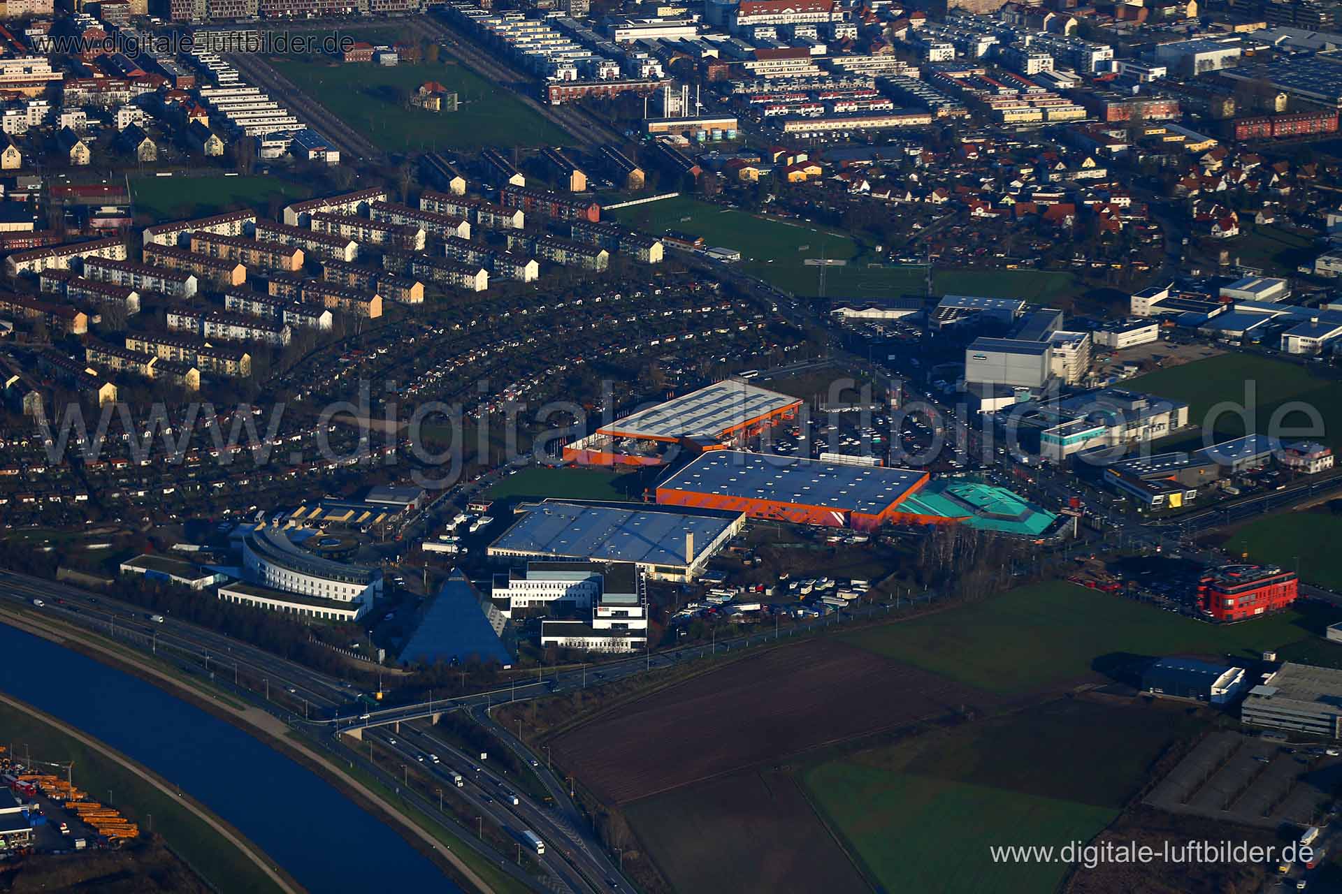 Luftbild: Pyramide, Fürth