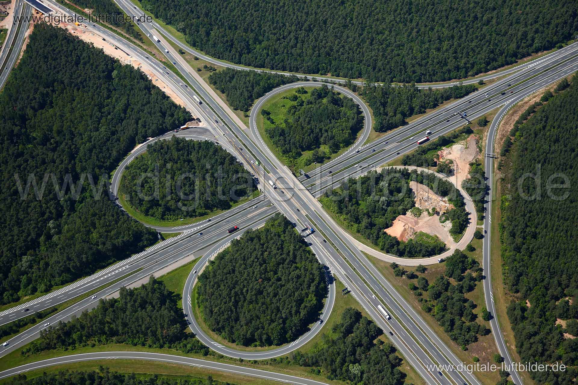 Autobahnkreuz A3 / A9 - digitale-luftbilder.de